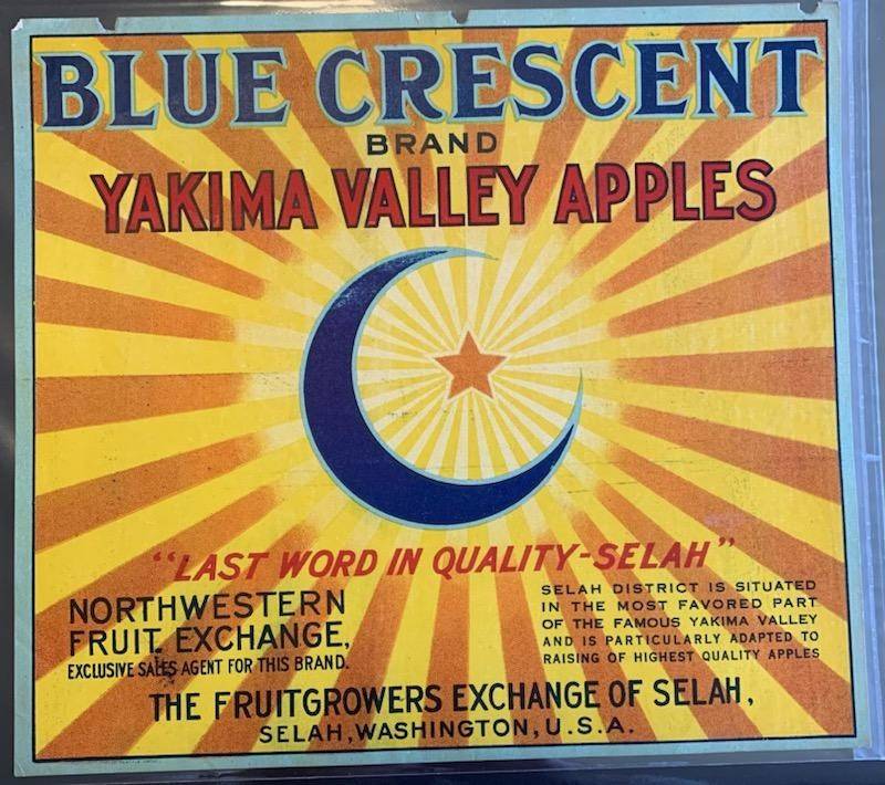Blue Crescent Fruit Crate Label - Yakima Valley Labels